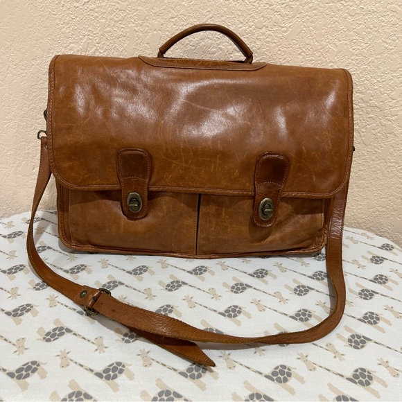 Tannery West | Bags | Vtg Tannery West Brown Genuine Leather Shoulder ...
